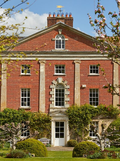 Cranborne Lodge - Cranborne Lodge