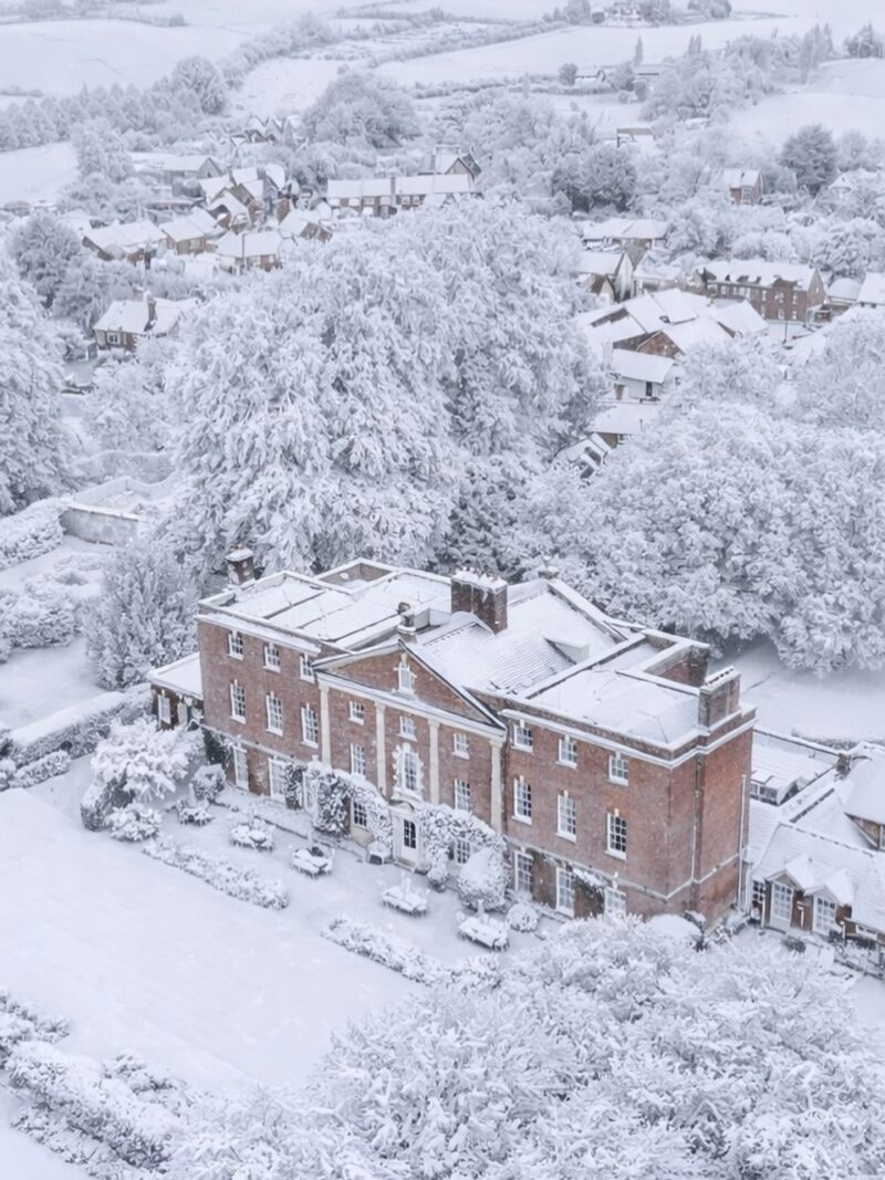 Get in Touch - Cranborne Lodge